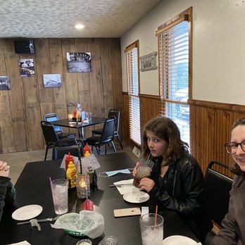 VALMY HAPPY HOUR - Updated November 2025 - 11 Photos & 21 Reviews ...