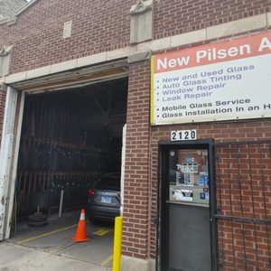 FRANK’S AUTO GLASS - Updated January 2026 - 16 Photos & 33 Reviews ...