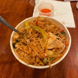 KIN DA THAI AND SUSHI RESTAURANT - 139 Photos & 222 Reviews - 6923 ...
