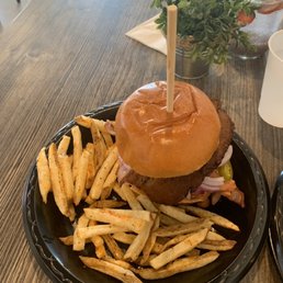 UNIQUE BITE EATERY - 227 Photos & 454 Reviews - 82900 Ave 42, Indio ...