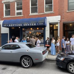 NEPTUNE OYSTER - Updated July 2025 - 8964 Photos & 6642 Reviews - 63 ...