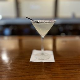 PRIMAVERA PUB - Updated November 2025 - 298 Photos & 146 Reviews - 283 ...