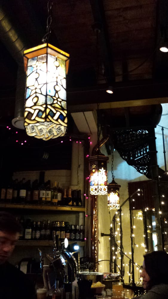 THE WEE PUB - Updated October 2025 - 8-12 Ashton Lane, Glasgow, United ...