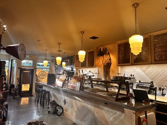 BEACON COFFEE CO & MERCANTILE - Updated October 2024 - 18 Photos & 19 Reviews - 344 Main St ...