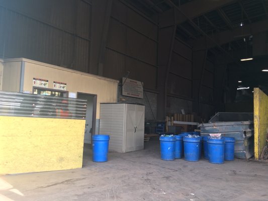 BLUE LINE TRANSFER - Updated October 2025 - 27 Photos & 47 Reviews ...