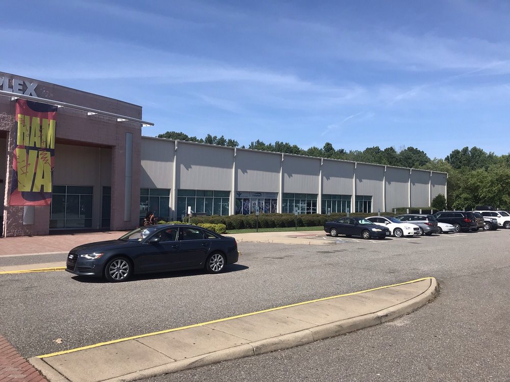 BOO WILLIAMS SPORTSPLEX - 71 Photos & 22 Reviews - 5 Armistead Pointe ...