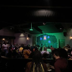 CAP CITY COMEDY CLUB - 81 Photos & 52 Reviews - 11506 Century Oaks ...