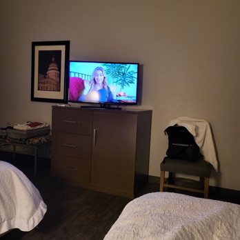 HAMPTON INN & SUITES AUSTIN @ THE UNIVERSITY/CAPITOL - Updated July ...