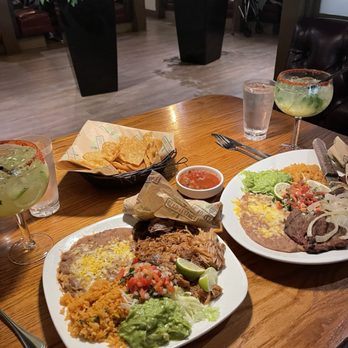 CASA ESTRELLA - Updated June 2025 - 286 Photos & 422 Reviews - 3757 S ...