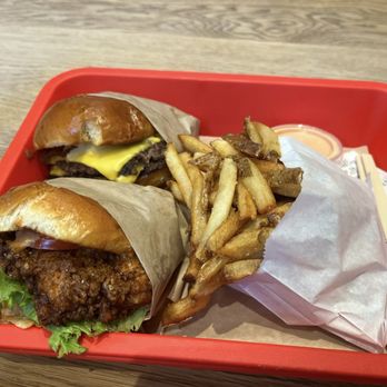 SWIZZLER CRISPY CHICKEN + SMASH BURGERS - Updated November 2024 - 192 ...