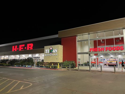 H-E-B - Updated January 2026 - 39 Photos & 27 Reviews - 14325 Potranco ...