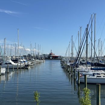 SURF RIDER EAST BEACH - Updated August 2025 - 217 Photos & 93 Reviews ...