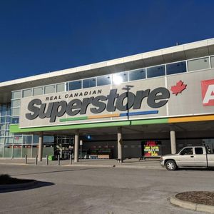 WALMART SUPERCENTRE - Updated January 2026 - 881 Saint Clair Street ...