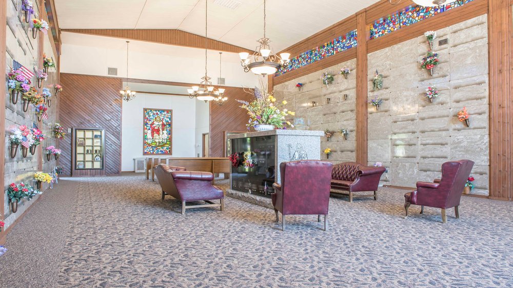 HIGHLAND PARK CEMETERY & MAUSOLEUM - Updated April 2025 - 2403 E Wallen ...