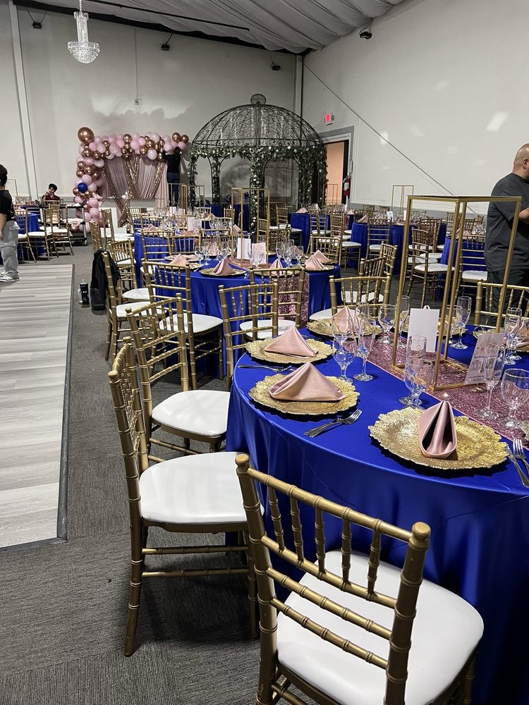 SALON BRANDY - Updated September 2025 - 82 Photos & 23 Reviews - 541 E Pine St, Compton ...