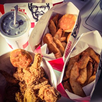 KFC - Updated July 2025 - 14 Photos & 12 Reviews - 5583 Spectrum Dr ...