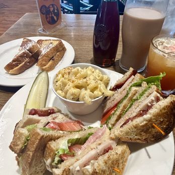 FAMOUS TOASTERY KEAGY VILLAGE - Updated December 2024 - 189 Photos ...