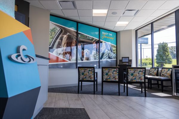 COMMONWEALTH CREDIT UNION - Updated February 2025 - 11 Photos - 1091 N ...