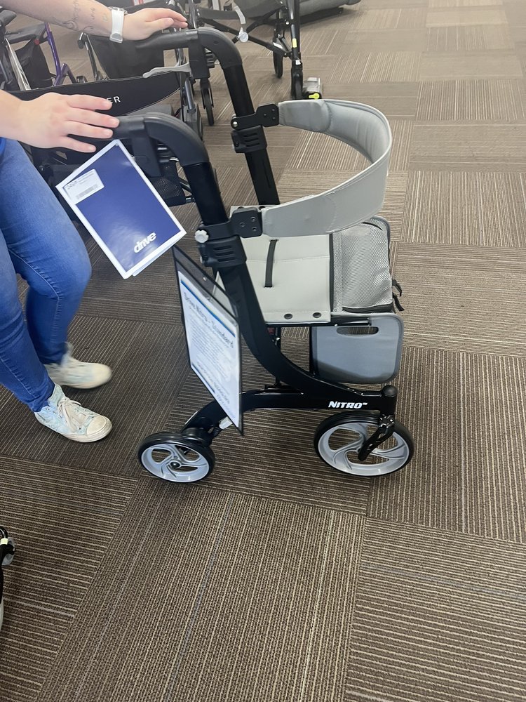 AZ MEDIQUIP - Updated October 2025 - 44 Photos & 53 Reviews - 10220 N ...