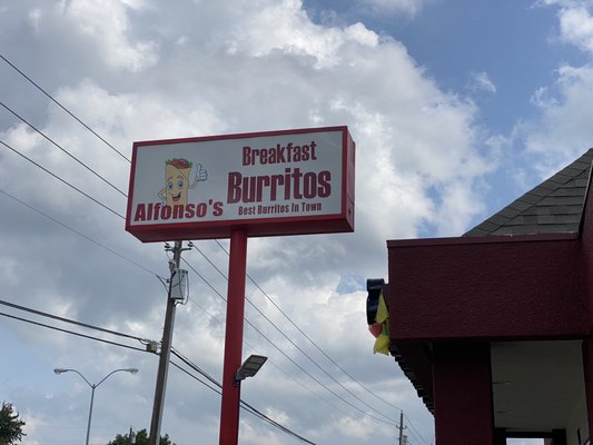 ALFONSO’S BREAKFAST BURRITOS - 13 Reviews - 306 N Cedar Ridge Dr ...