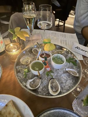 TAVERN ON RUSH - Updated February 2025 - 135 Photos & 44 Reviews - 1015 ...