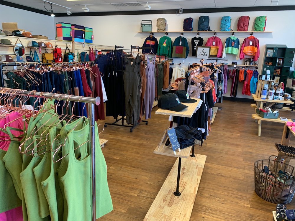 ACTIVE THREADS - Updated June 2026 - 9839 S Eastern Ave, Las Vegas ...