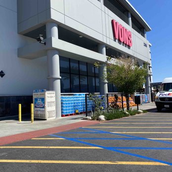 VONS - 300 Photos & 312 Reviews - 2355 E Colorado Blvd, Pasadena ...