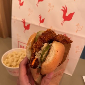 MAIN CHICK HOT CHICKEN - Updated May 2024 - 628 Photos & 651 Reviews ...
