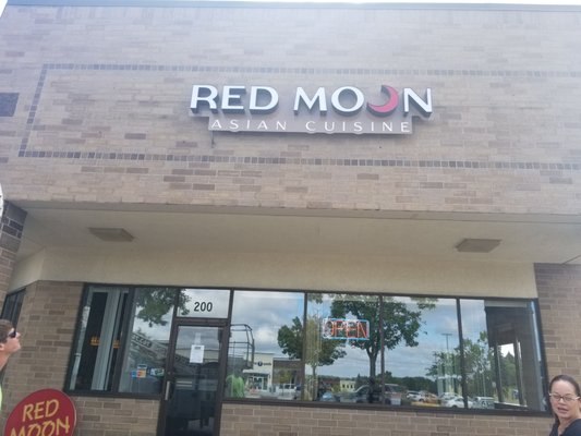 RED MOON ASIAN CUISINE - Updated September 2024 - 56 Photos & 98 ...