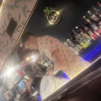 CRY BABY’S - Updated September 2025 - 255 Photos & 138 Reviews - 1 West ...