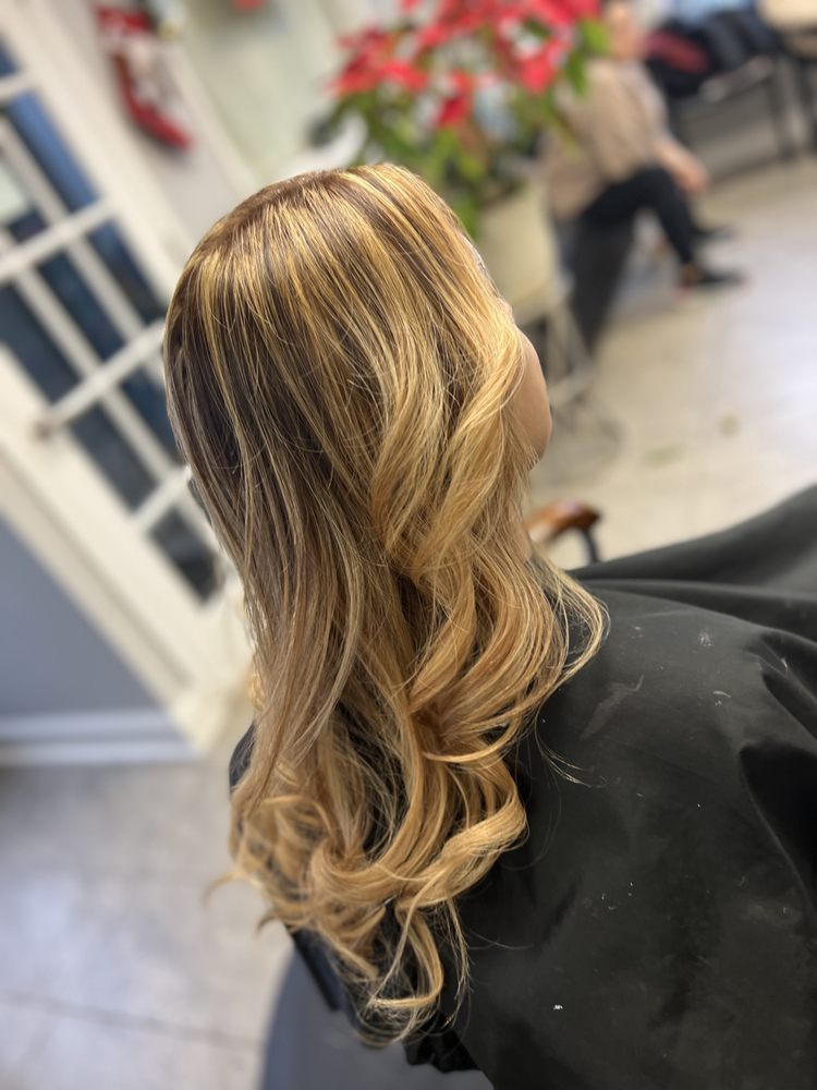 REYNA’S BEAUTY & HAIR SALON - Updated October 2025 - 13 Photos & 15 ...