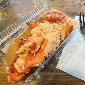 PAULI’S - Updated May 2025 - 1665 Photos & 1655 Reviews - 65 Salem St ...