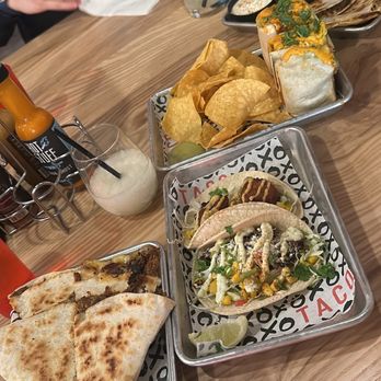 XO TACO - Updated July 2025 - 291 Photos & 254 Reviews - 713 E Fayette ...