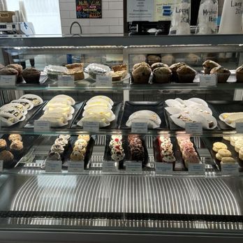 ALLYSON A BAKE SHOP - Updated June 2025 - 160 Photos & 104 Reviews ...