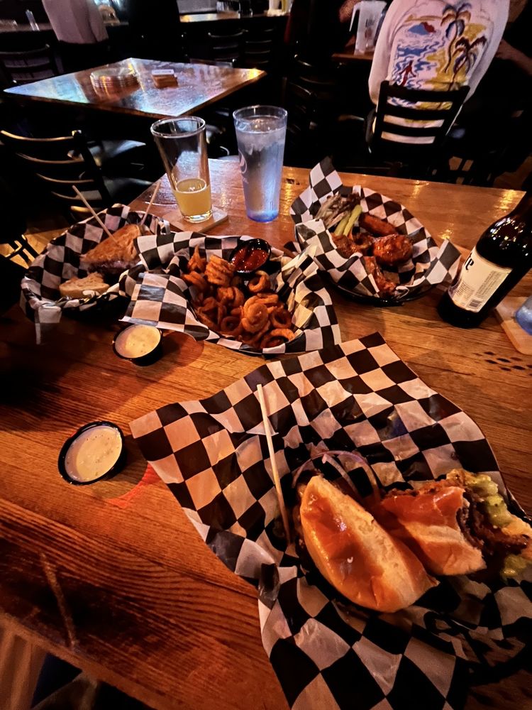 ALMOST HOME TAVERN & GRILL - Updated June 2024 - 25 Photos & 25 Reviews ...