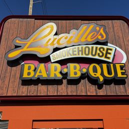 LUCILLE’S SMOKEHOUSE BAR-B-QUE - Updated January 2026 - 1585 Photos ...