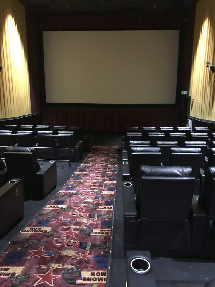 Luxe 8 Flix - 28 Photos & 32 Reviews - Cinema - 2235 Winkler Ave, Fort ...
