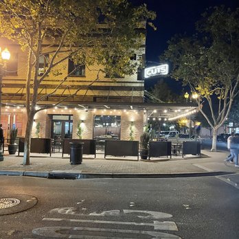 CUTS STEAKHOUSE - Updated November 2024 - 194 Photos & 146 Reviews ...