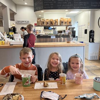 BIG YELLOW MUG CAFE - Updated January 2026 - 25 Photos - 125 Saginaw Rd ...