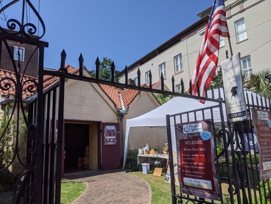 POWDER MAGAZINE - Updated June 2024 - 76 Photos & 23 Reviews - 81 ...