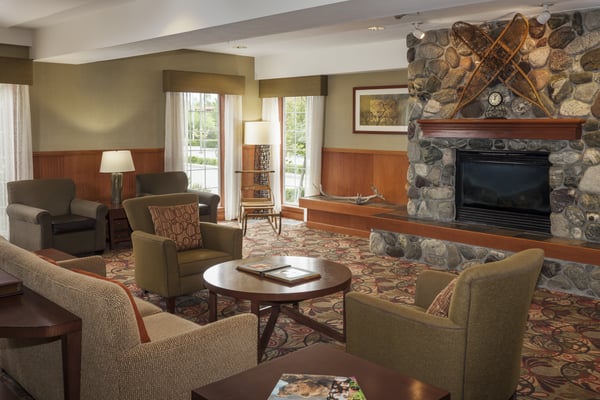 HOLIDAY INN EXPRESS ANCHORAGE - 37 Photos & 40 Reviews - 4411 Spenard ...