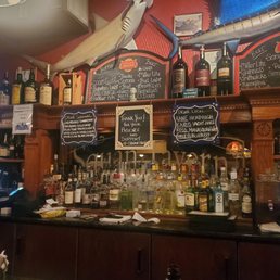 SQUAN TAVERN - Updated June 2025 - 92 Photos & 191 Reviews - 15 Broad ...