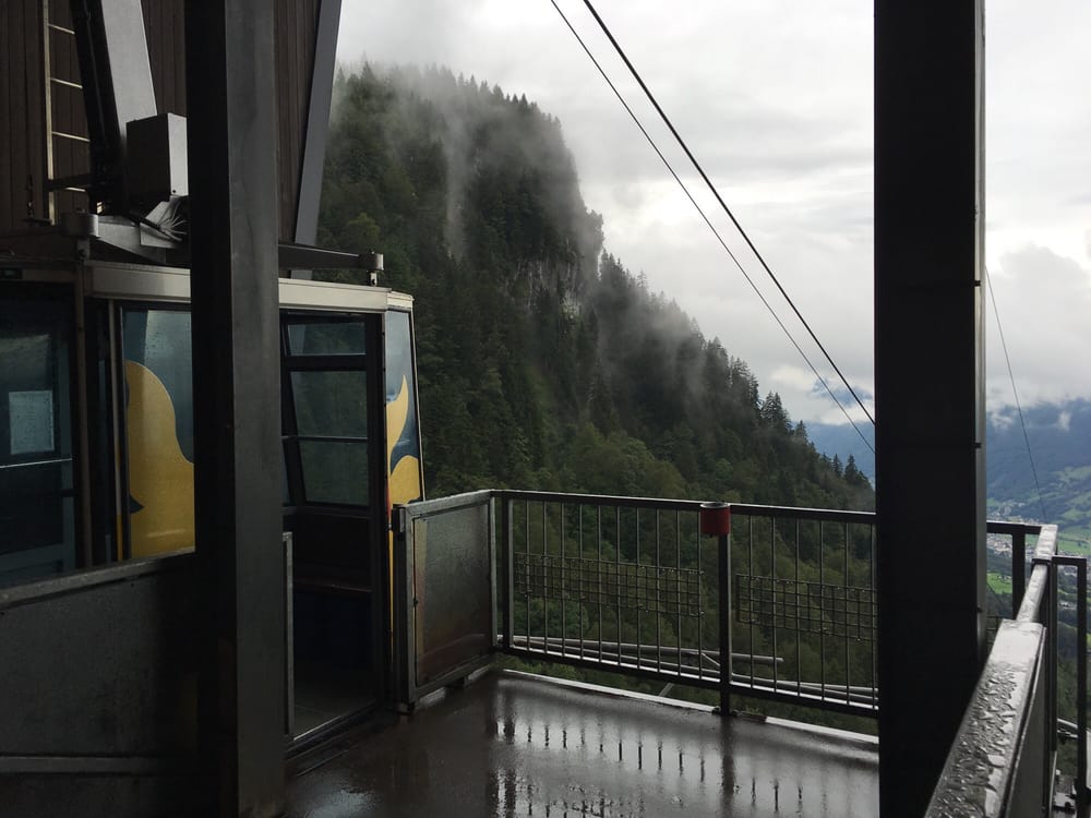 LUFTSEILBAHN MORSCHACH STOOS - Bergstation Stoos, Morschach, Schwyz ...