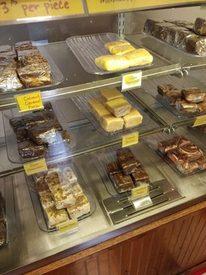 OLD MARKET CANDY SHOP - Updated July 2024 - 51 Photos & 55 Reviews ...