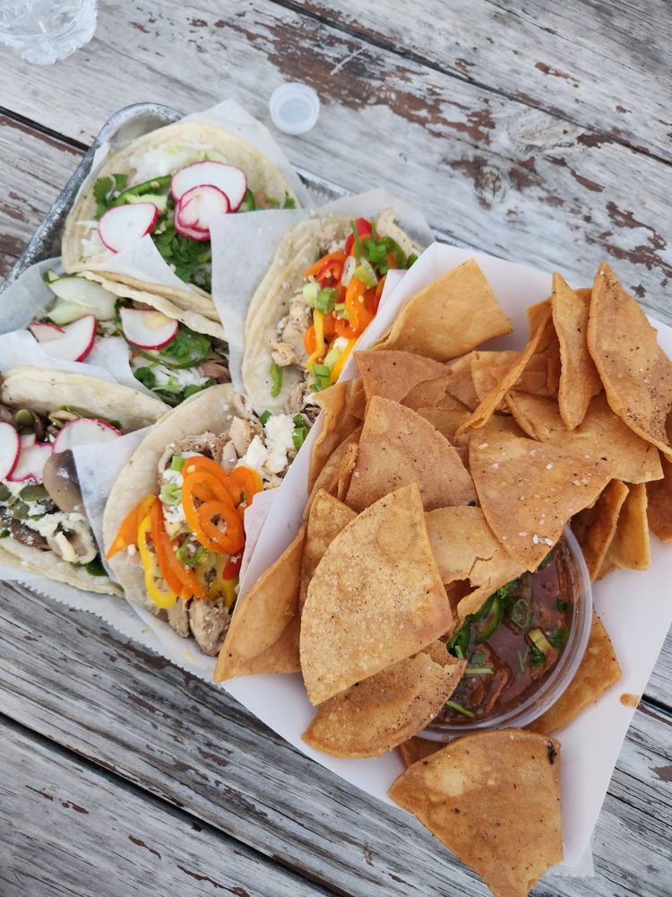 TACO MOTO - Updated November 2025 - 68 Photos & 39 Reviews - 818 S ...