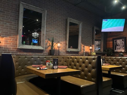 TOMMY’S TAVERN + TAP - 178 Photos & 123 Reviews - American (Traditional ...