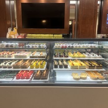 COCOLA BAKERY - Updated July 2024 - 2339 Photos & 1877 Reviews - 333 ...