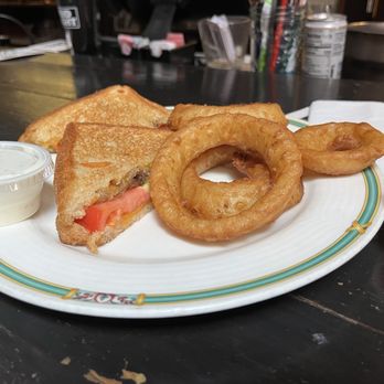 KELLY’S IRISH TIMES - Updated January 2026 - 209 Photos & 329 Reviews ...