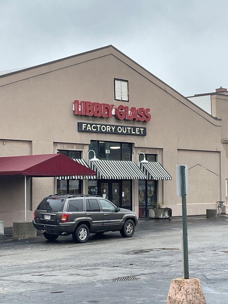 LIBBEY GLASS FACTORY OUTLET STORE - Updated May 2024 - 28 Photos & 37 ...