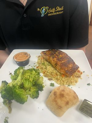 THE HALF SHELL - Updated May 2025 - 10 Reviews - 9091 Poplar Ave ...